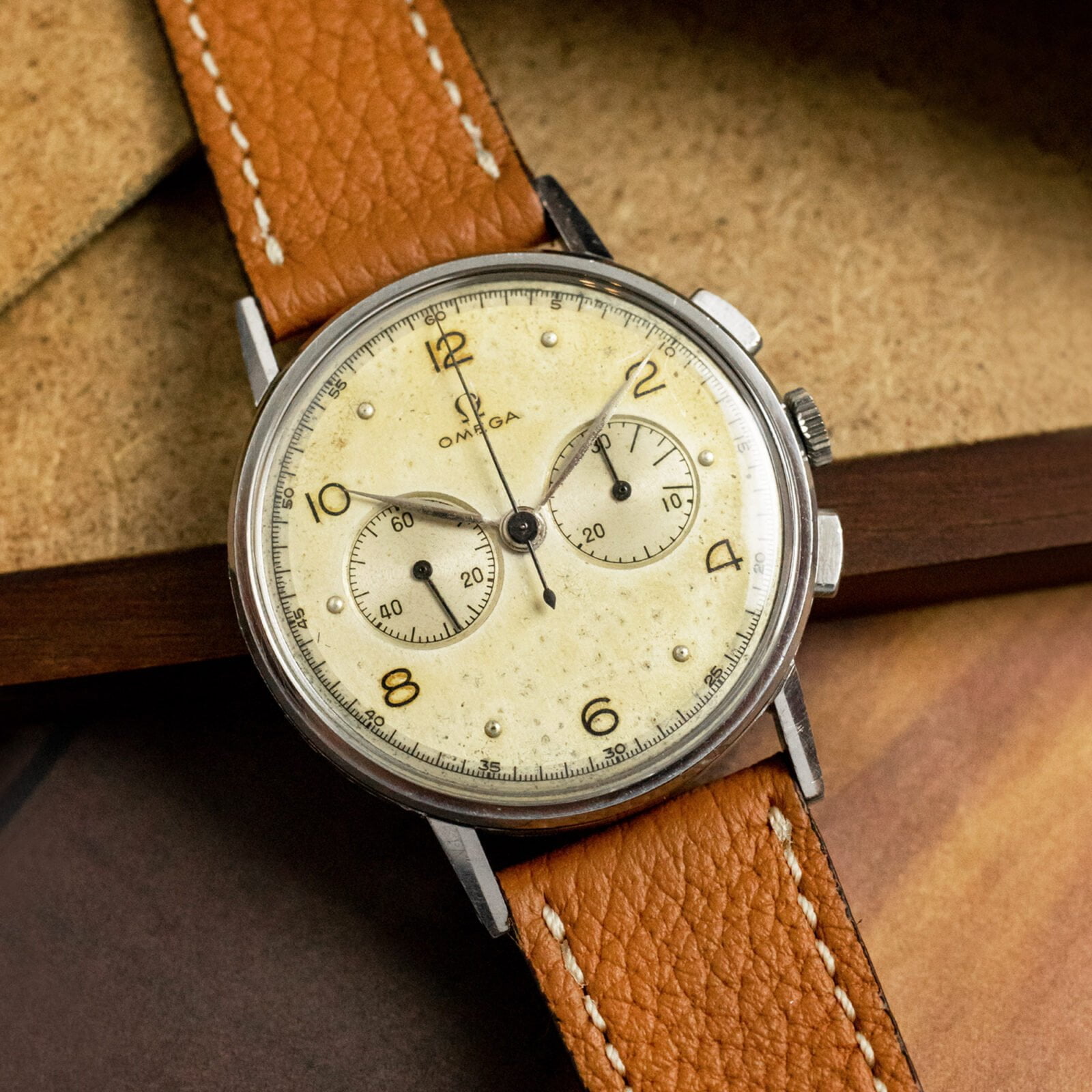 Omega 2381 - Amsterdam Vintage Watches