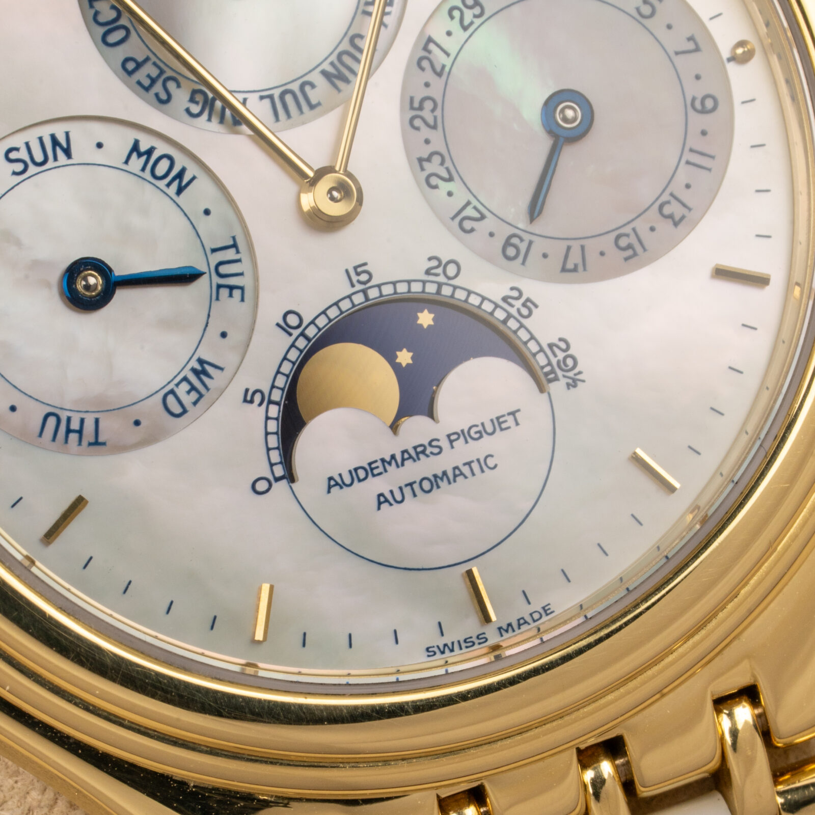 Audemars Piguet Quantième Perpétuel 25655BA 'MoP' - Amsterdam Vintage ...