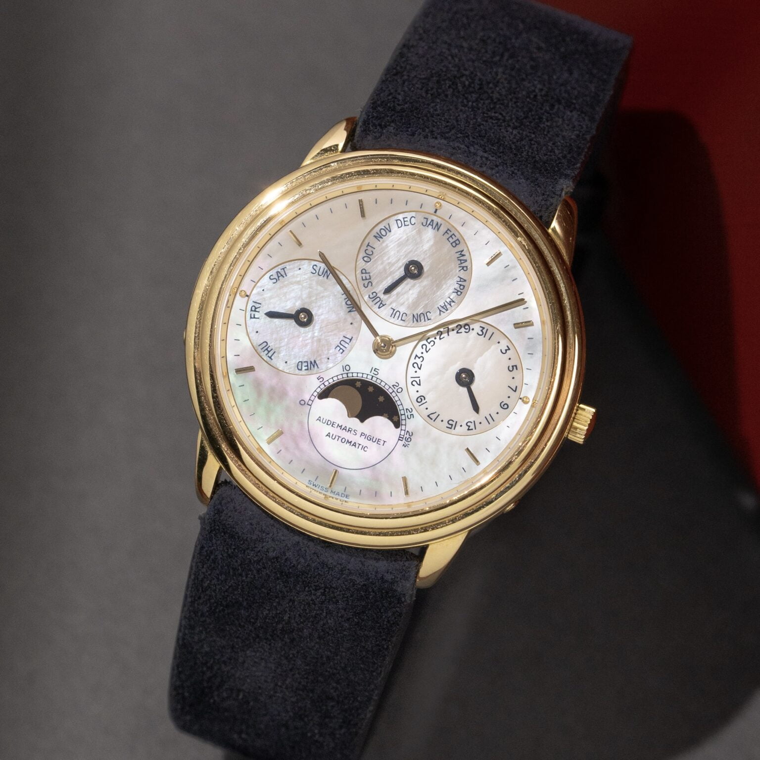 Audemars Piguet Quantième Perpétuel Classique - Amsterdam Vintage Watches