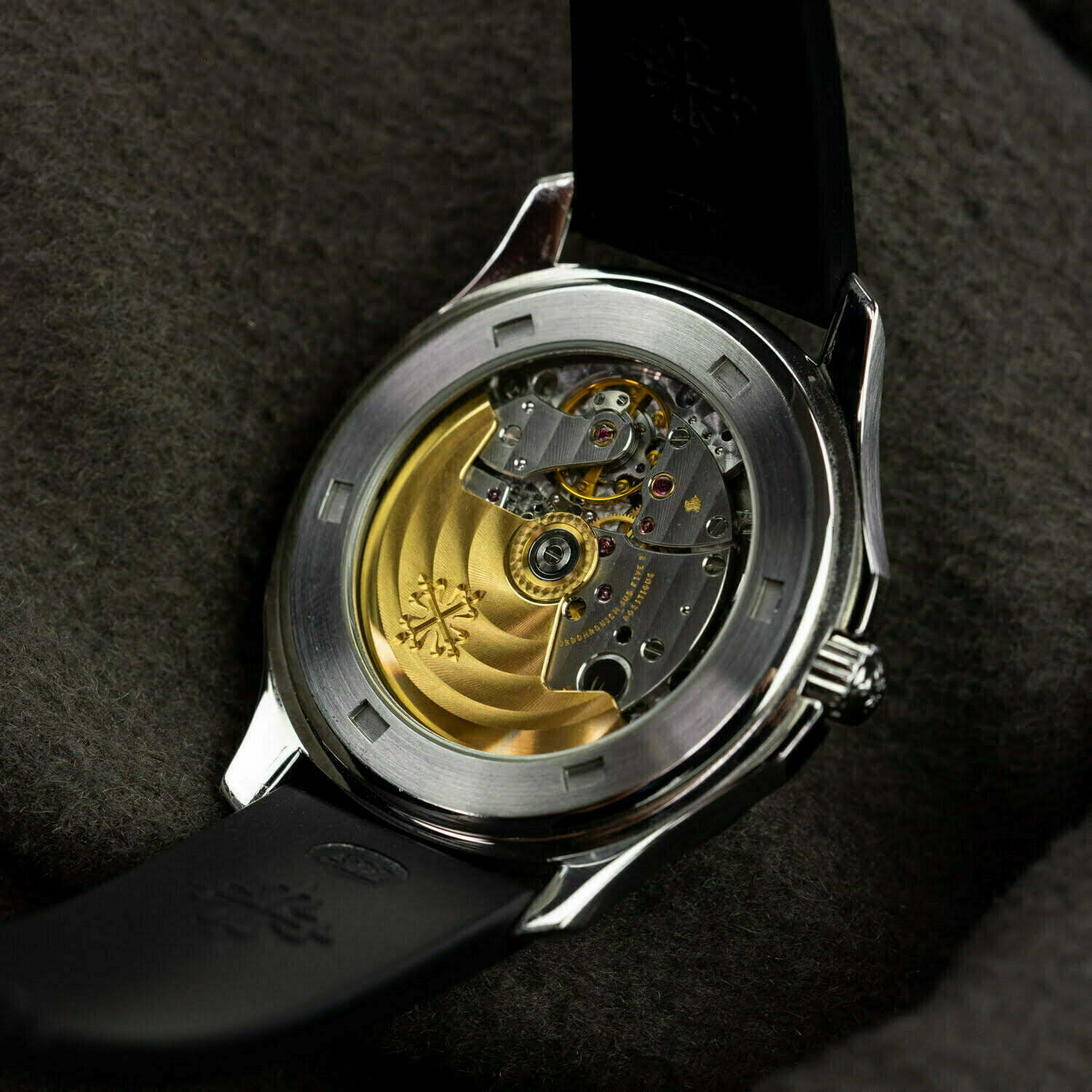 Patek Philippe Aquanaut 5065A - Amsterdam Vintage Watches
