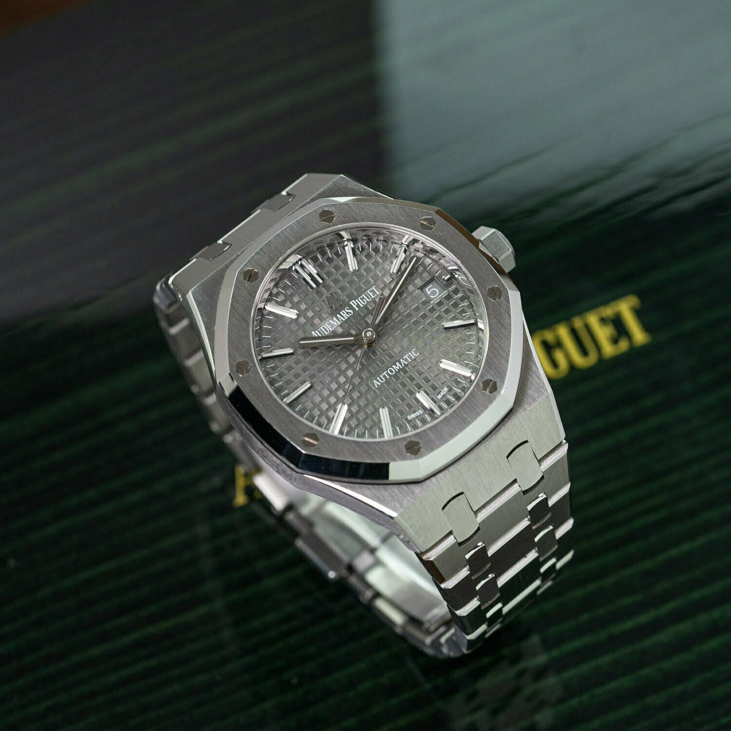 Audemars Piguet Royal Oak 15450ST 'Grey' - Amsterdam Vintage Watches