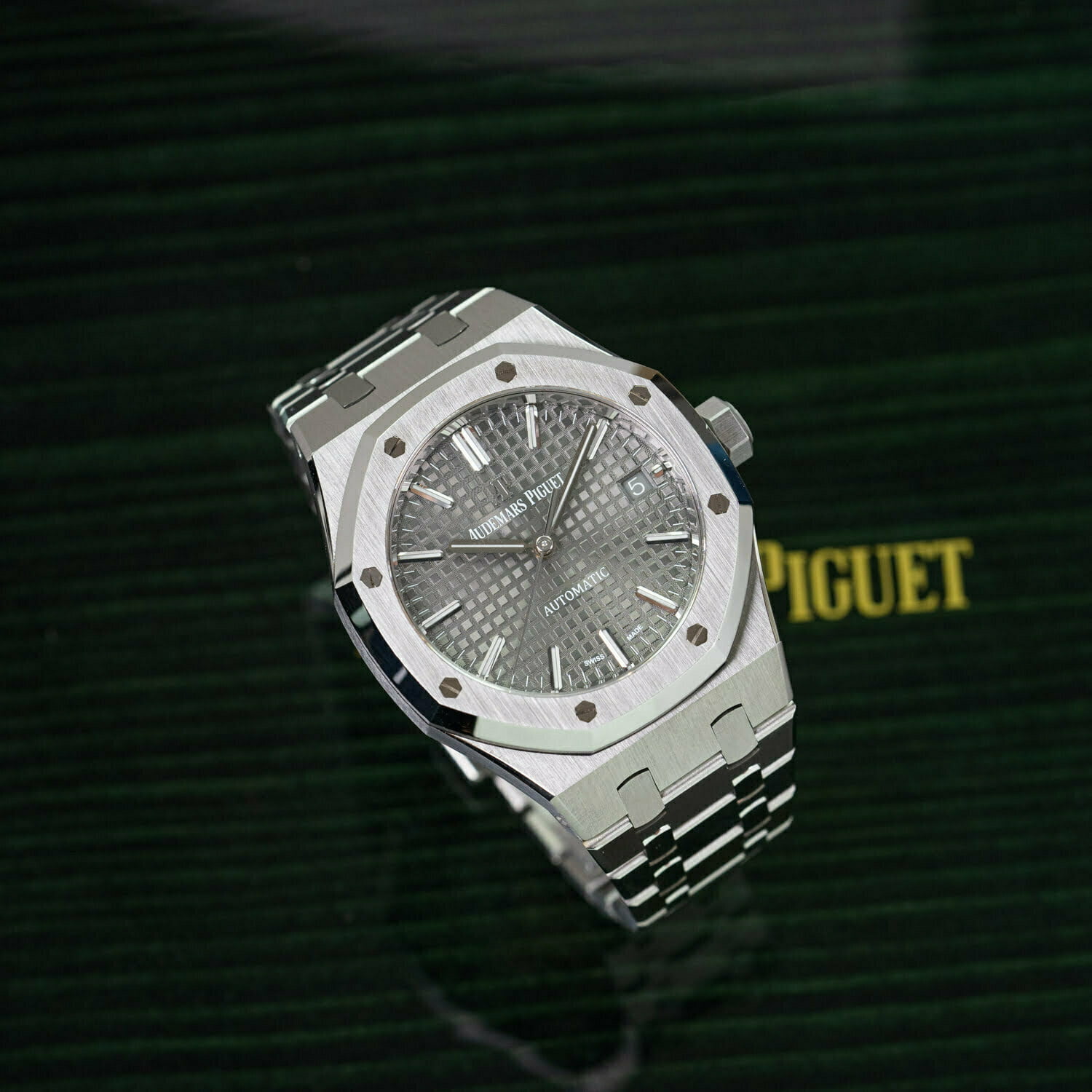Audemars Piguet Royal Oak 15450ST 'Grey' - Amsterdam Vintage Watches