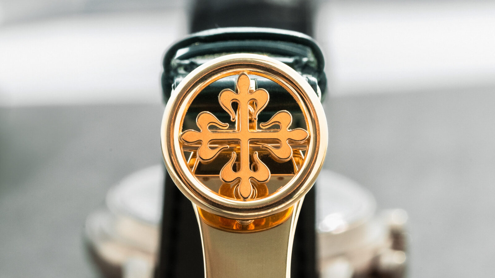 Patek Philippe Calatrava 2526 - Amsterdam Vintage Watches