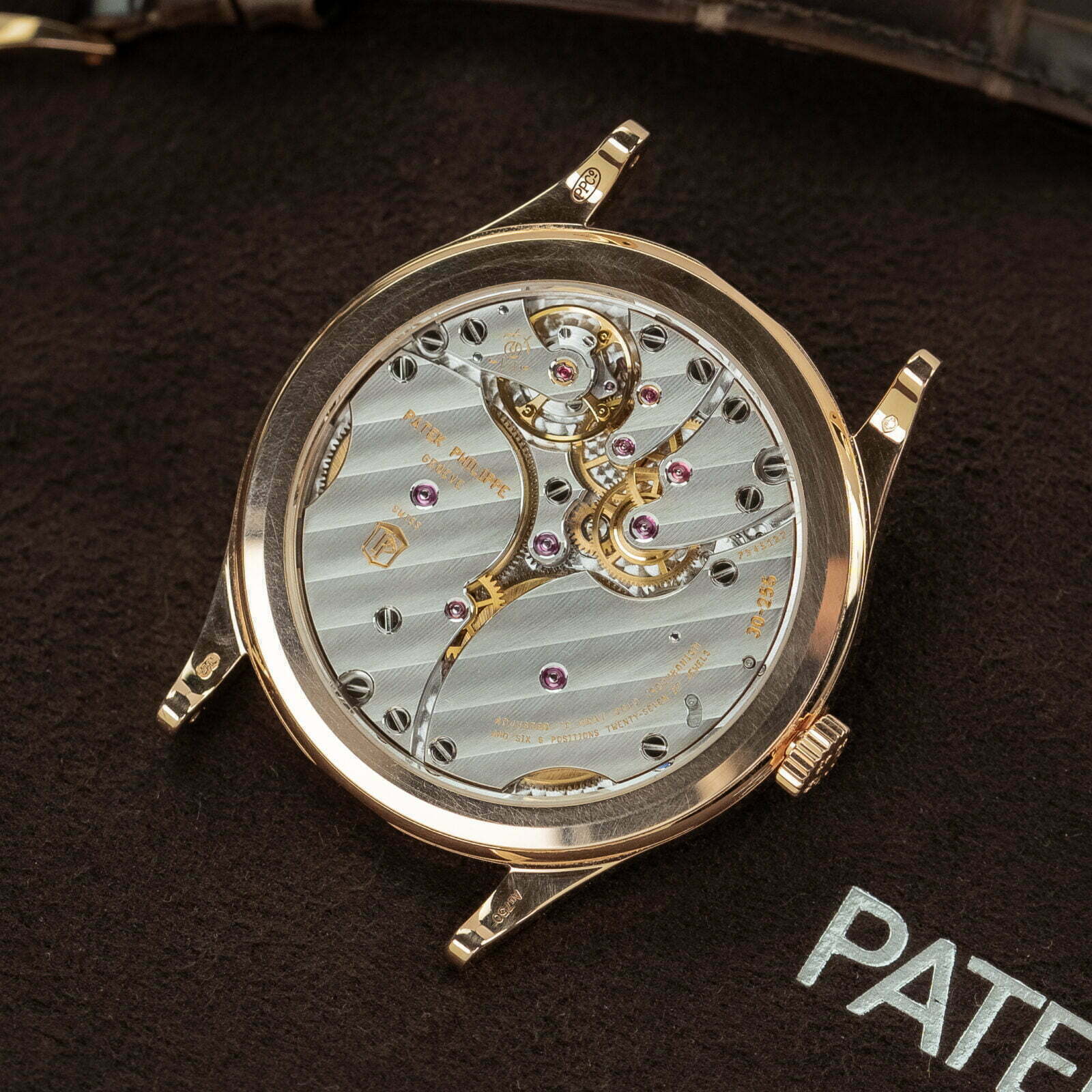 Patek Philippe Calatrava 6119R-001 - Amsterdam Vintage Watches