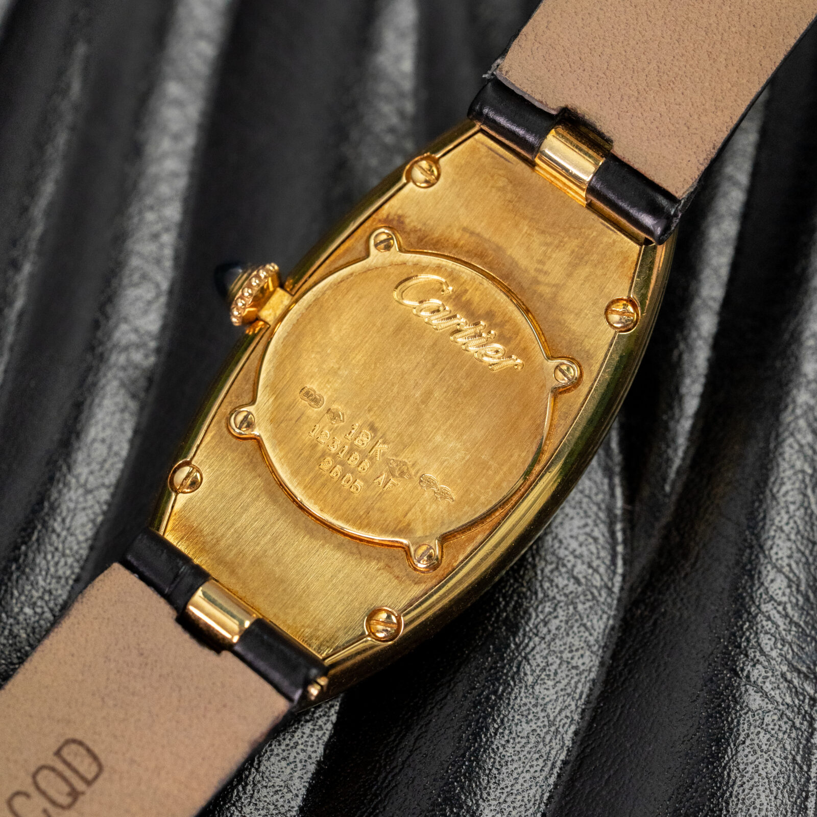 Cartier Baignoire Allongée 2605 - Amsterdam Vintage Watches