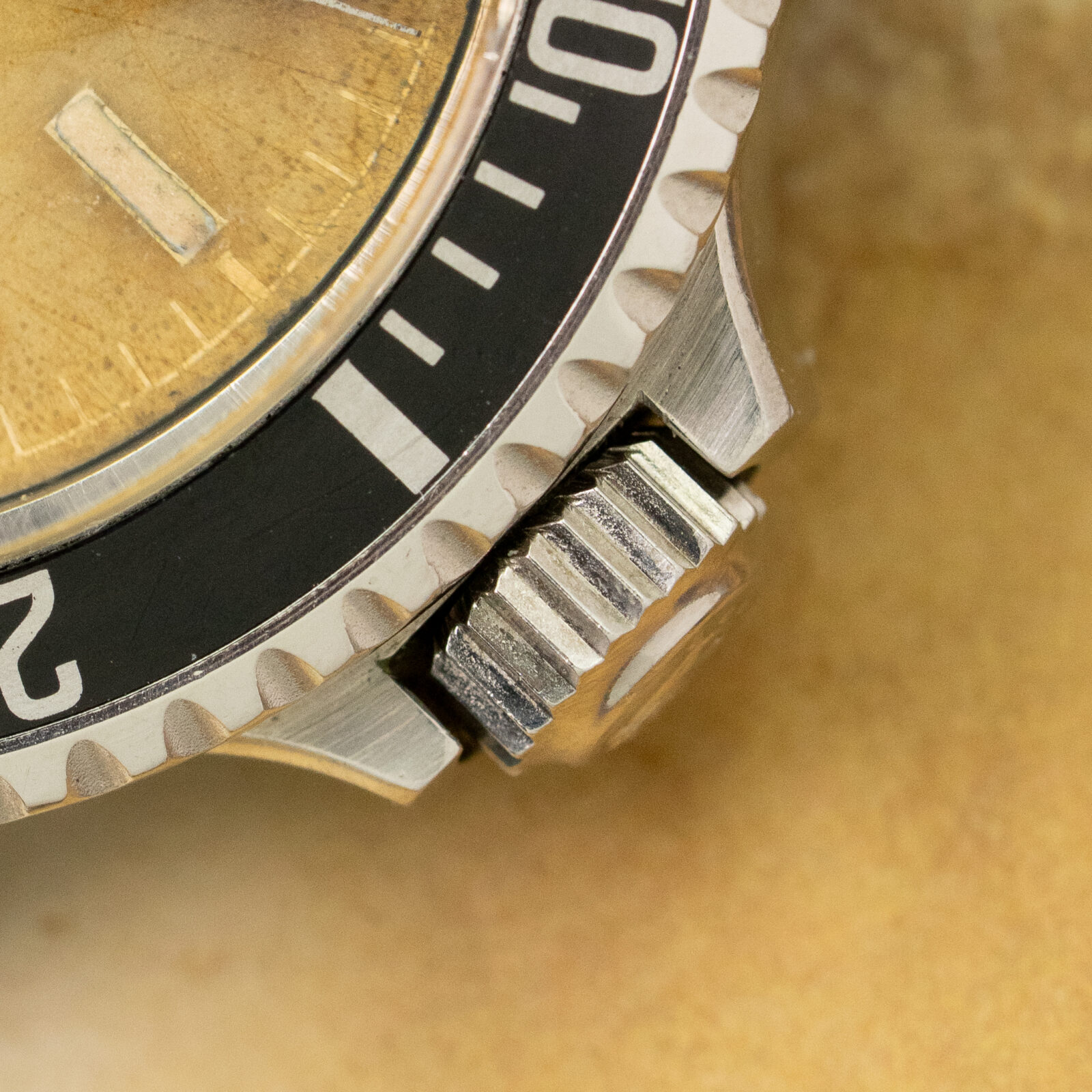 Rolex Submariner 5512 'square crownguards' - Amsterdam Vintage Watches