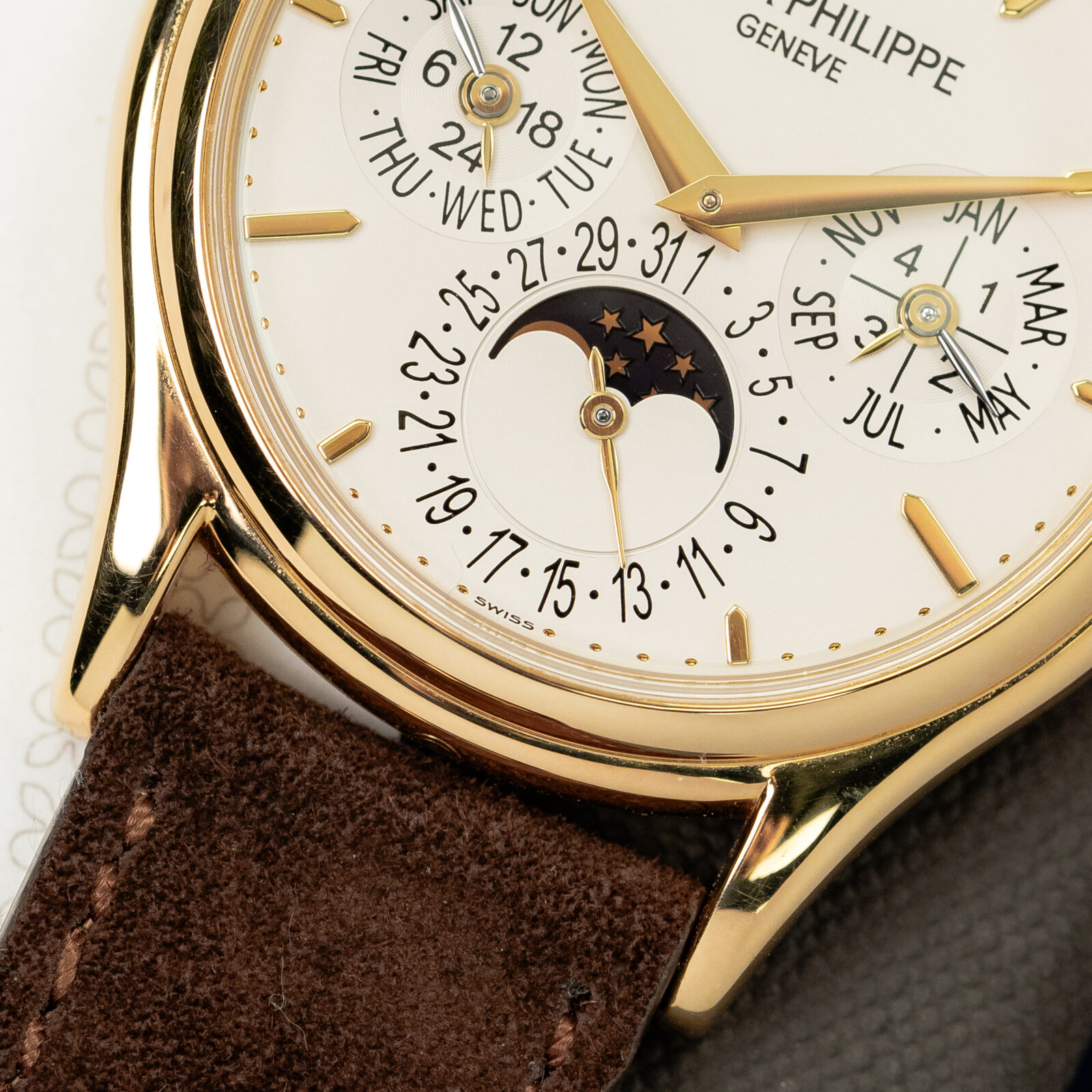 Patek Philippe Perpetual Calendar 5140J - Amsterdam Vintage Watches