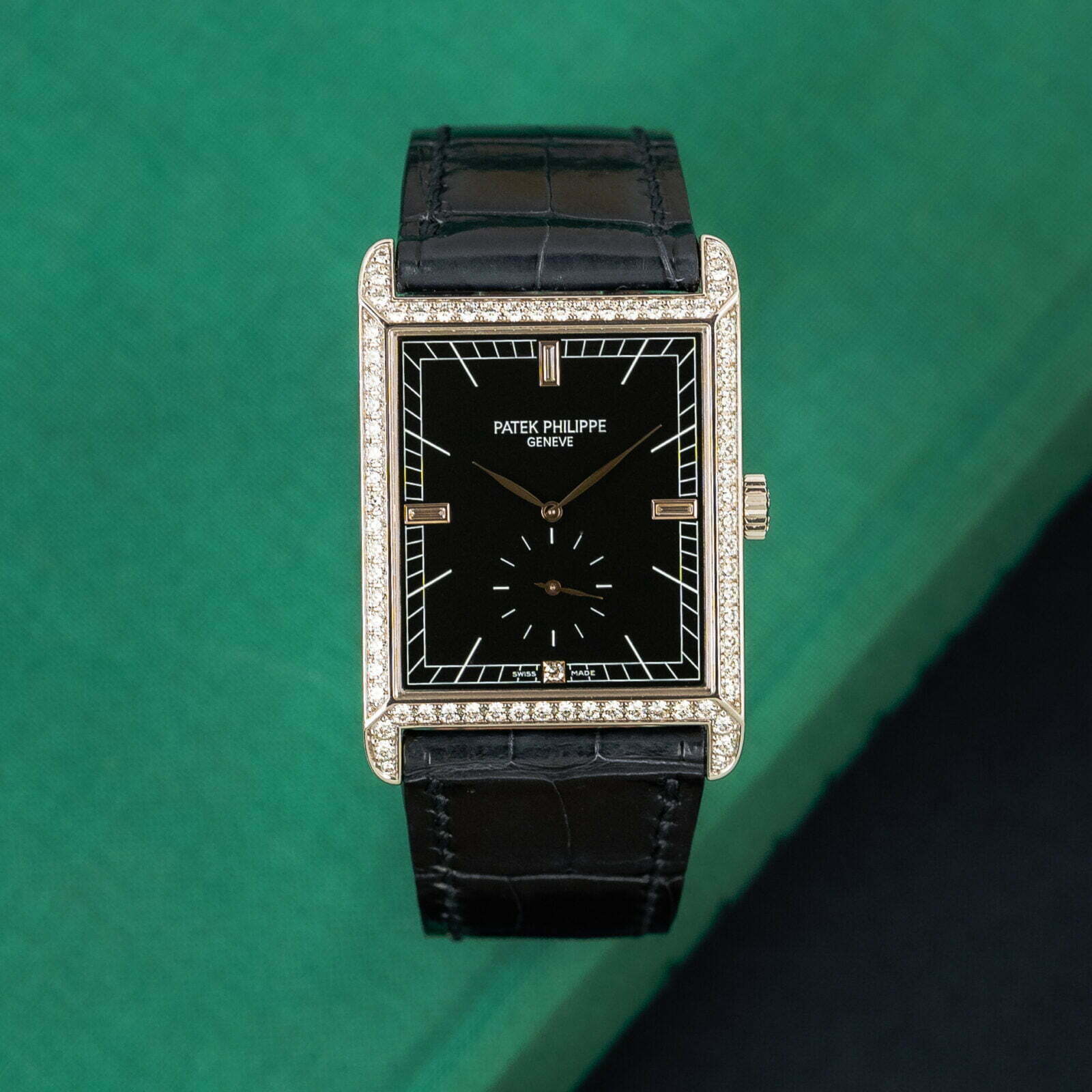 Patek Philippe Gondolo 5112G - Amsterdam Vintage Watches