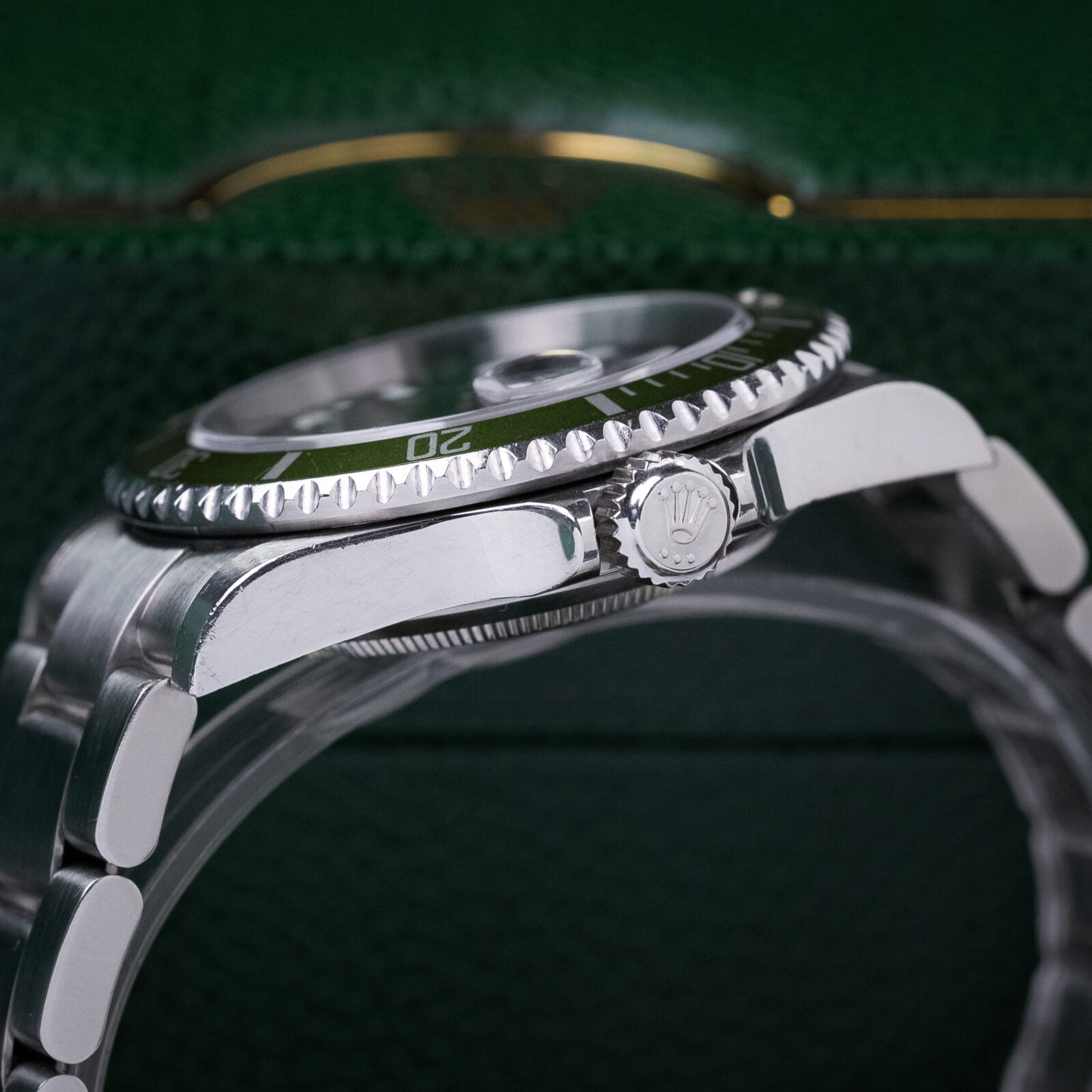 Rolex Submariner 16610LV 'Flat Four Kermit MK1' - Amsterdam Vintage Watches