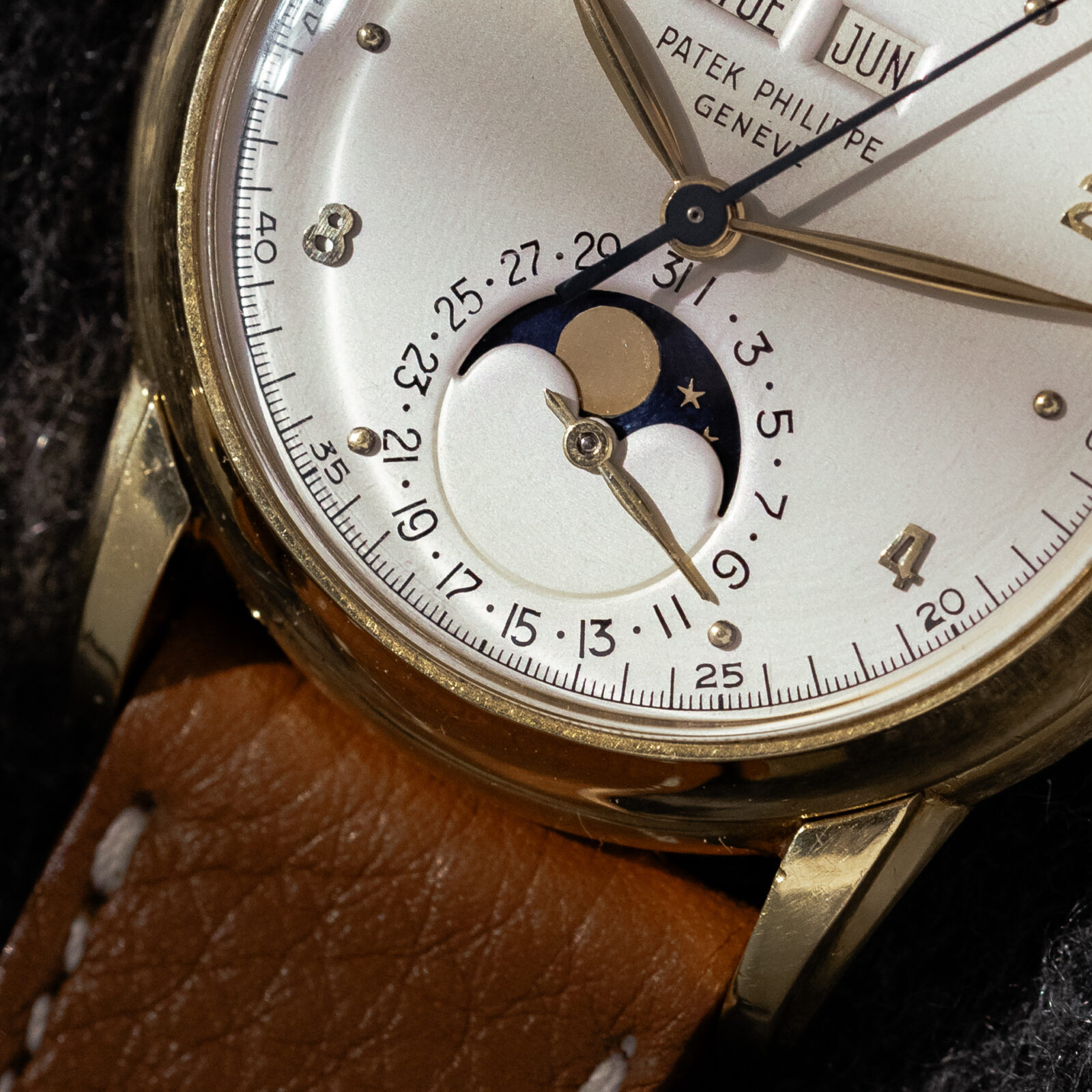 Patek Philippe 2497 '1st Series' - Amsterdam Vintage Watches