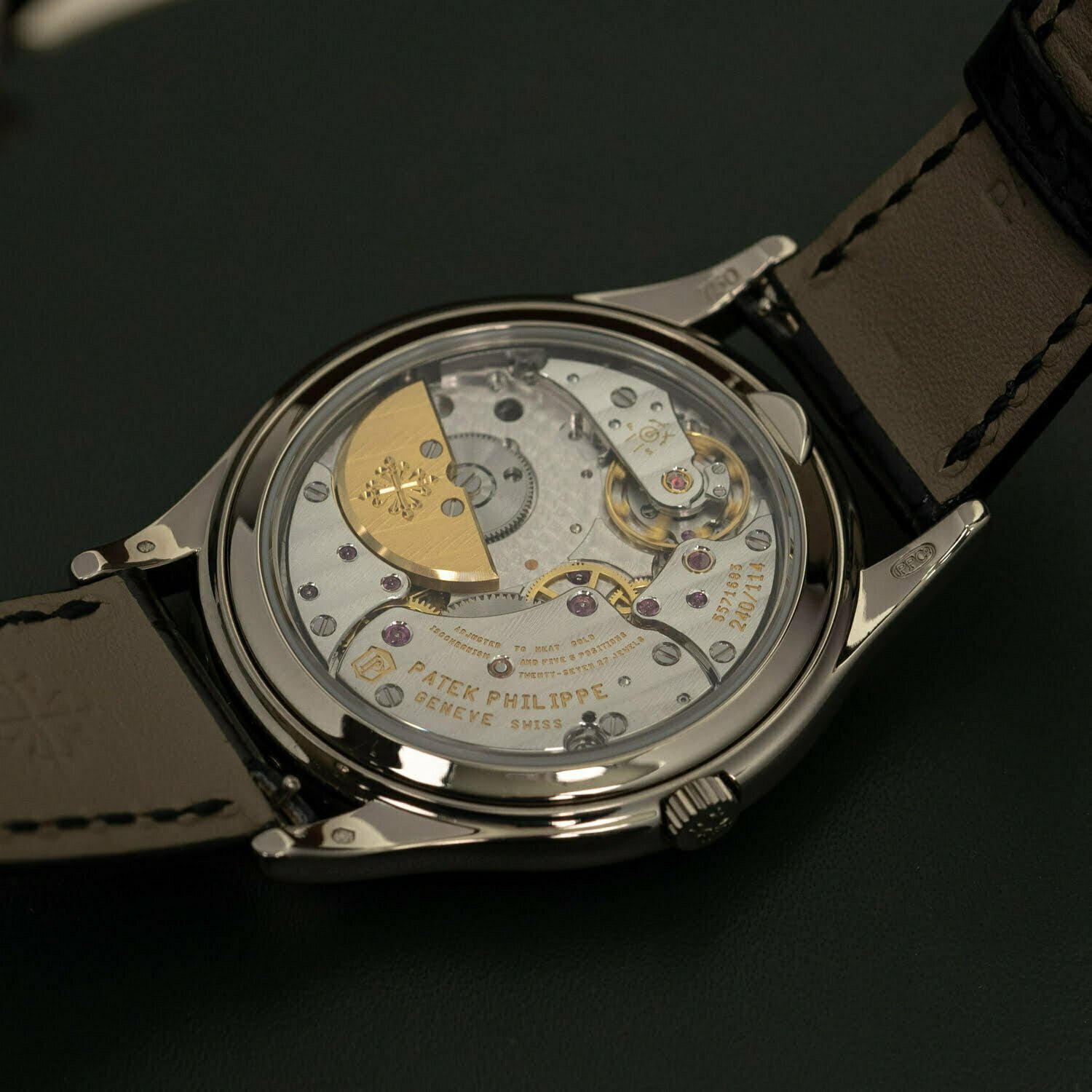 Patek Philippe Perpetual Calendar 5140G - Amsterdam Vintage Watches