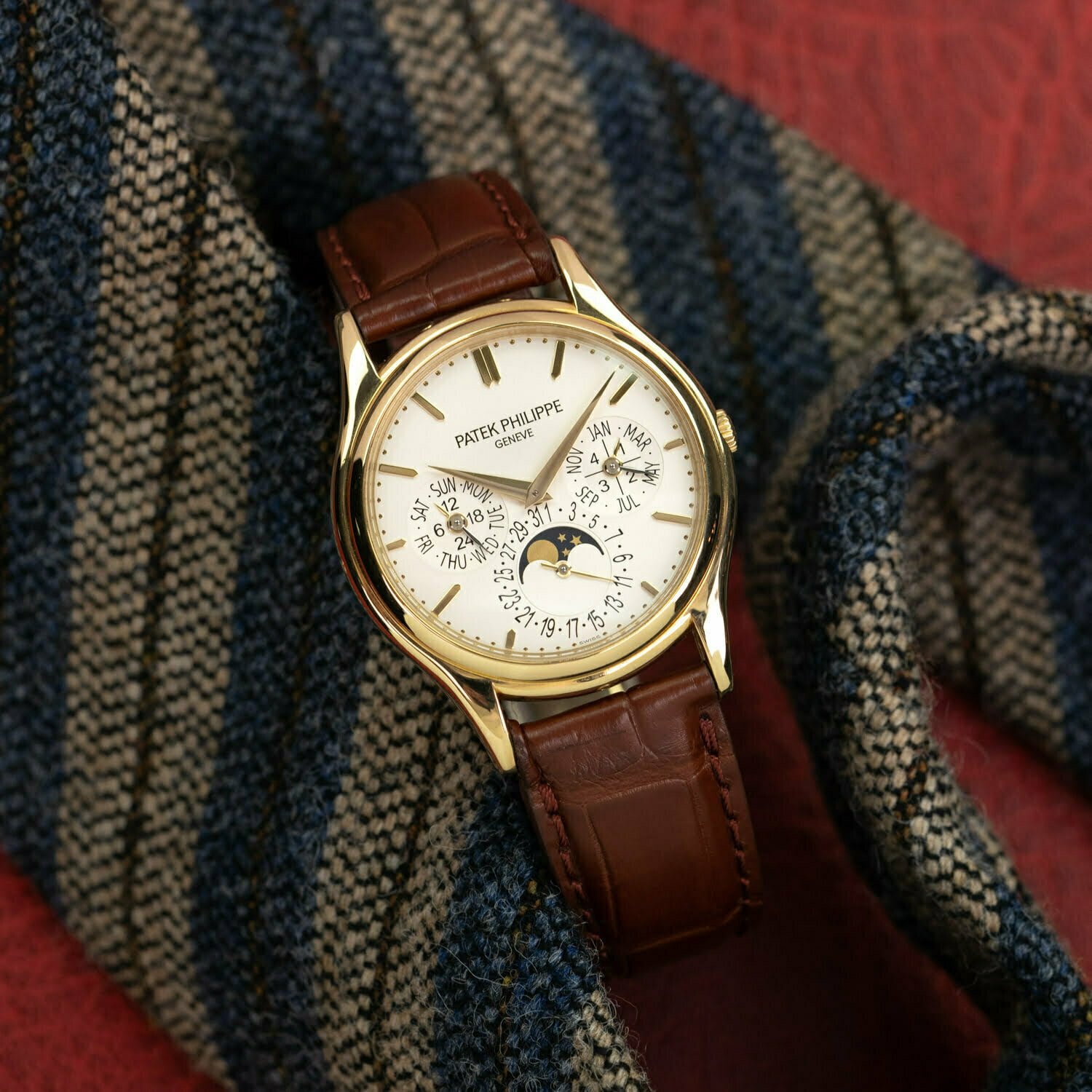 Patek Philippe Perpetual Calendar 5140J - Amsterdam Vintage Watches