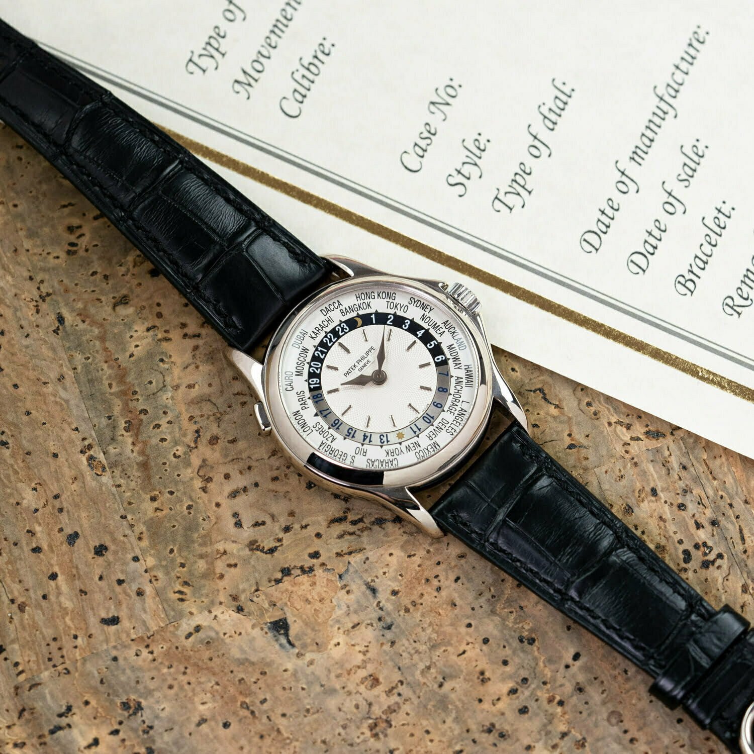 Patek Philippe World Time 5110G - Amsterdam Vintage Watches