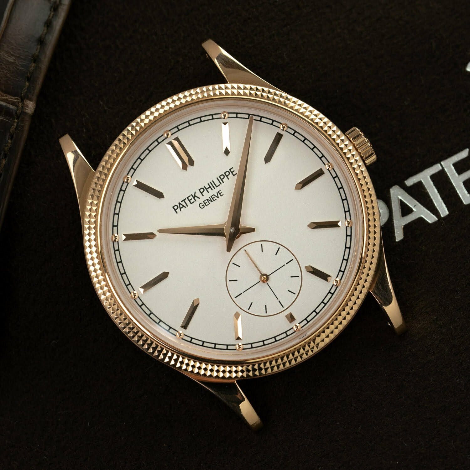 Patek Philippe Calatrava 6119R-001 - Amsterdam Vintage Watches